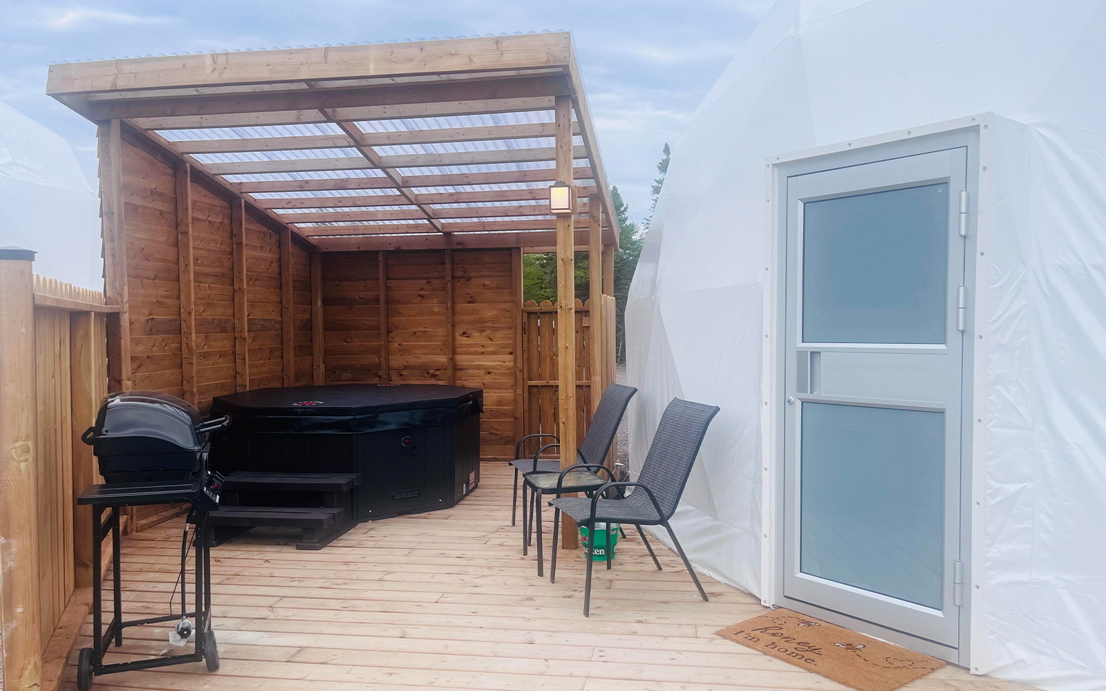 Foxes Glamping Domes